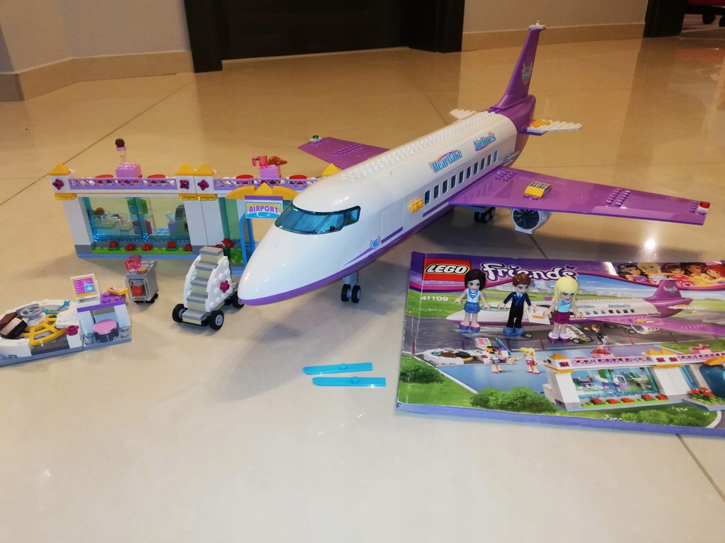 lego friends 41109 lotnisko w Heartlake, samolot - 8842136226 ...