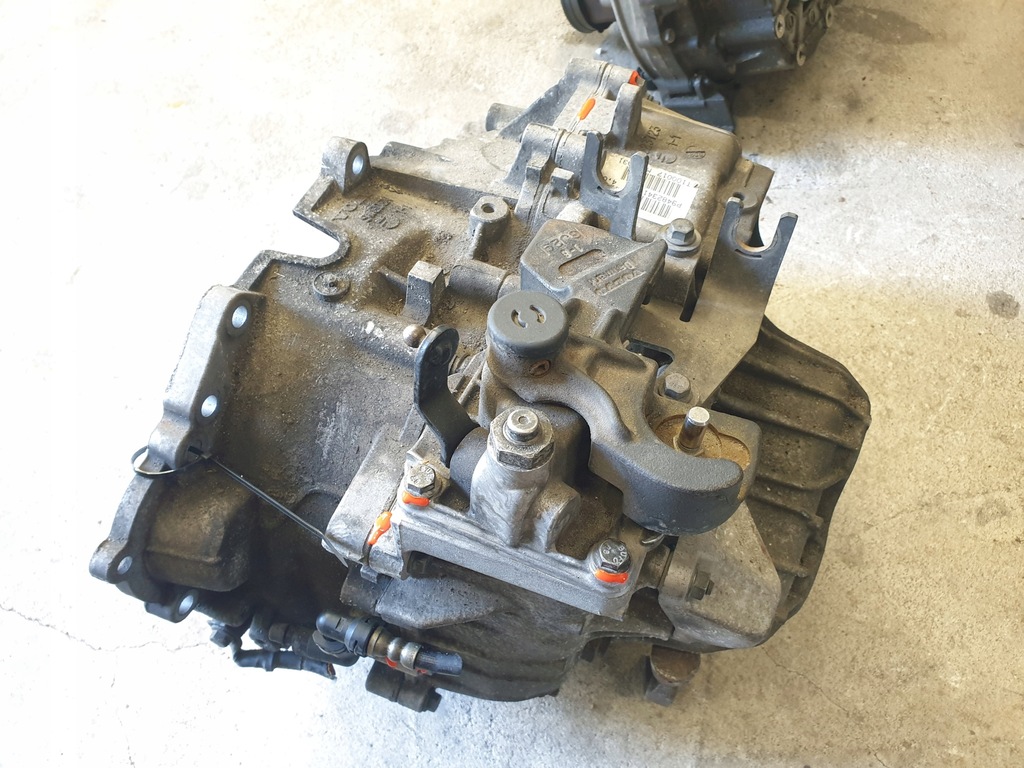 VOLVO S60 V70 XC70 2.4 D5 163 AWD SKRZYNIA BIEGÓW - 12477963671 - oficjalne archiwum Allegro