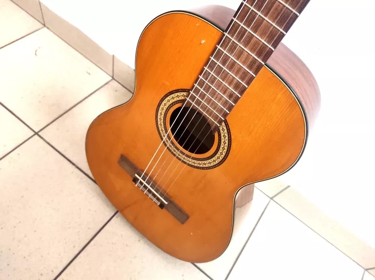GITARA KLASYCZNA MUSIMA BRĄZOWA - 12624121382 - oficjalne archiwum Allegro