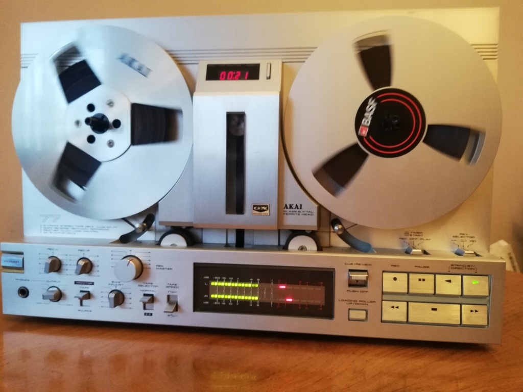 Magnetofon szpulowy AKAI GX77 srebrny 1981r. - 12084671669 - oficjalne archiwum Allegro