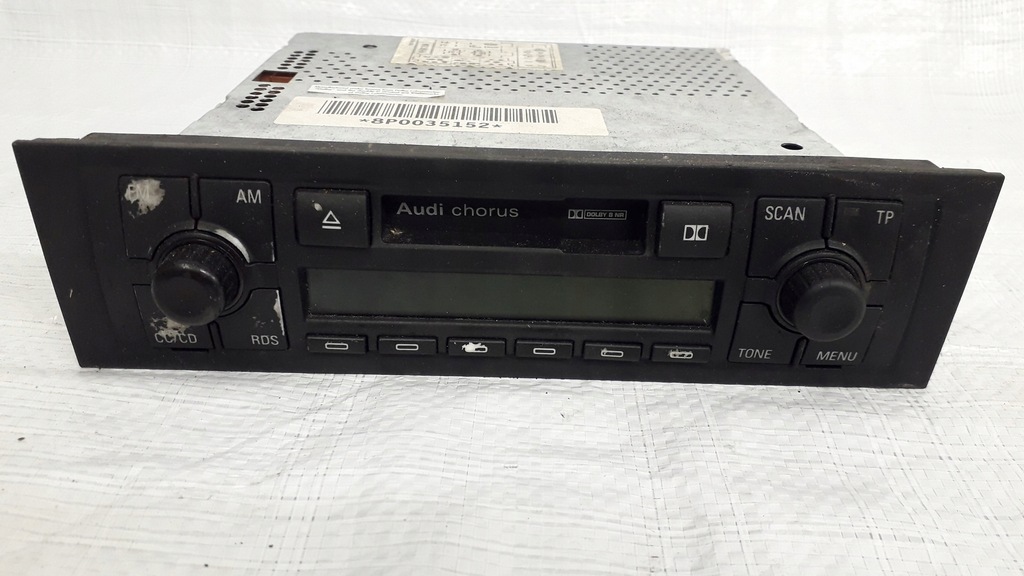 Audi A3 8P Radio Chorus 8P0035152 - 12501711063 - oficjalne archiwum Allegro