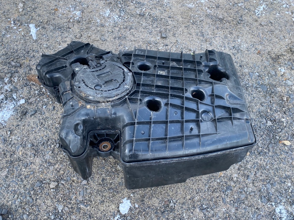 MERCEDES E KLASA 213 ZBIORNIK POMPA ADBLUE 2134709301 0994711200 ...