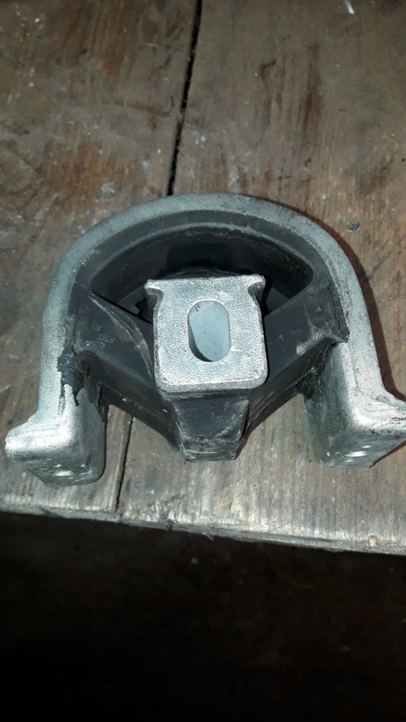 ŁAPA PODUSZKA SILNIKA VW T5 T6 7E0199848 - 12245159134 - oficjalne ...