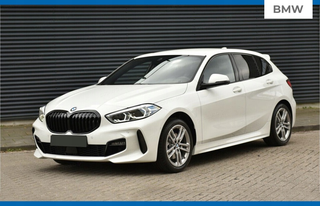 BMW Seria 1 118d Sport Hatchback 2.0 (150KM) 2023 - 13892209358 - oficjalne archiwum Allegro