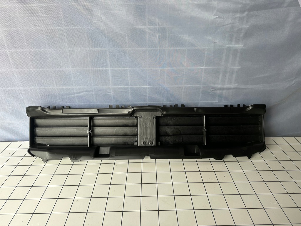 Dolna żaluzja wlot powietrza dolny z silnikiem MSP M pakiet BMW G20 G21 ...