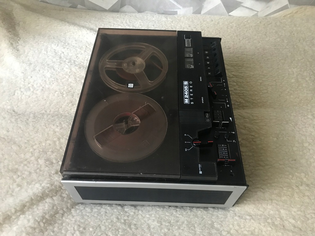 Magnetofon szpulowy PRL Unitra M2405S, nowe paski - 13742510080 - oficjalne archiwum Allegro