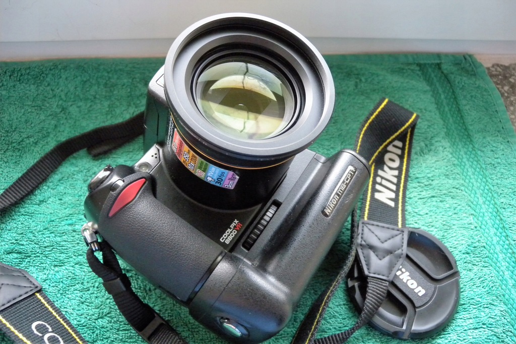 Nikon Coolpix 8800 + Grip + Konwerter + Osłona - 13175388560 ...