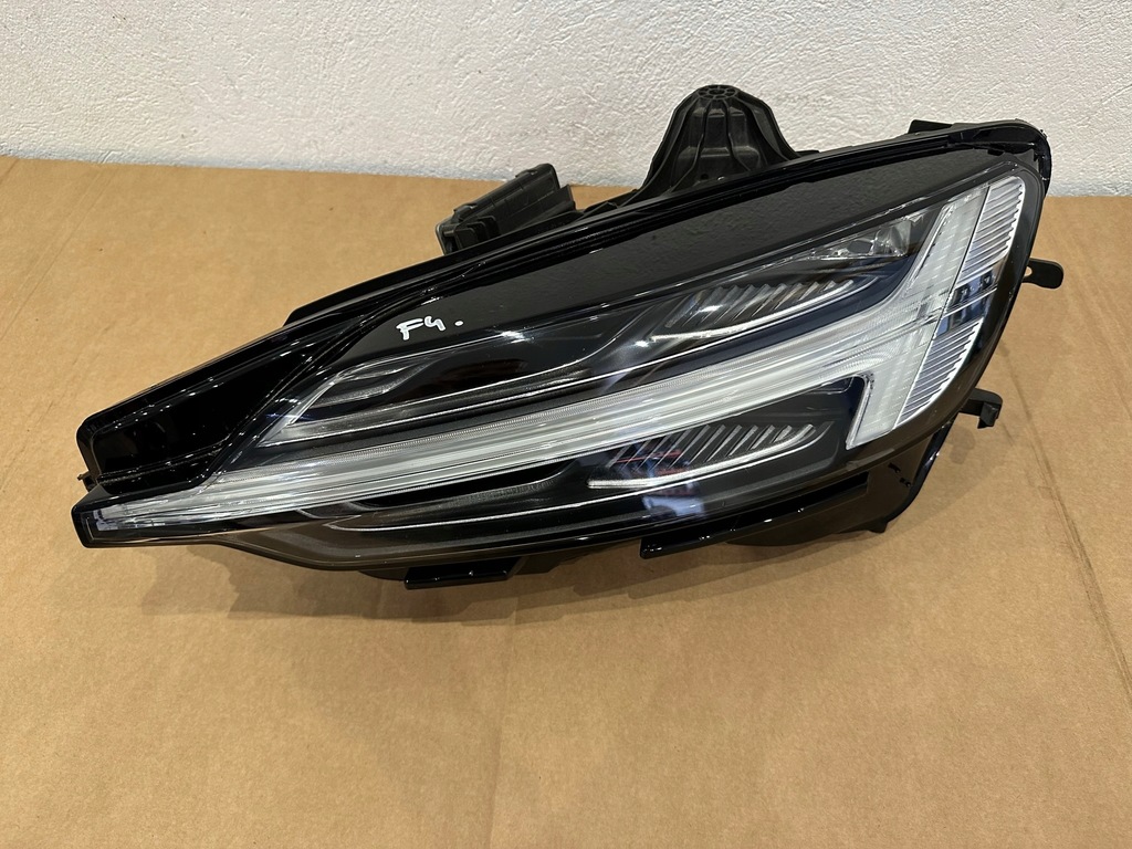 VOLVO V60 S60 II LAMPA FULL LED LEWA KOMPLETNA - 14096920938 - oficjalne archiwum Allegro