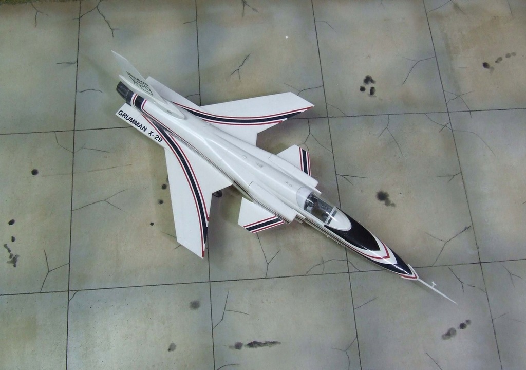 Grumman X-29 model sklejony 1/72 - 8074359508 - oficjalne archiwum Allegro