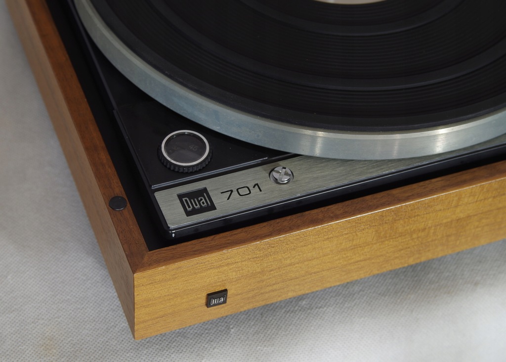 Купить Легендарный проигрыватель Dual CS 701, Ortofon M20E: отзывы ...