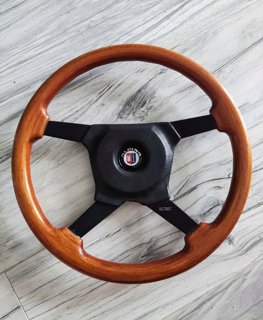 Kierownica Drewniana Momo Alpina Bmw e30 e24 e28 e23 e21 e12 e34 e32 Hartge - 15518409467 ...