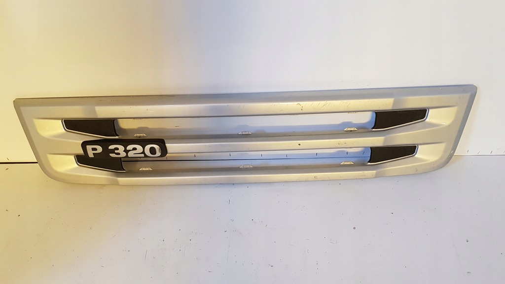 GRILL ATRAPA ŁAWKA DOLNA KABINY SCANIA XPI 1875843 - 7949422474 ...