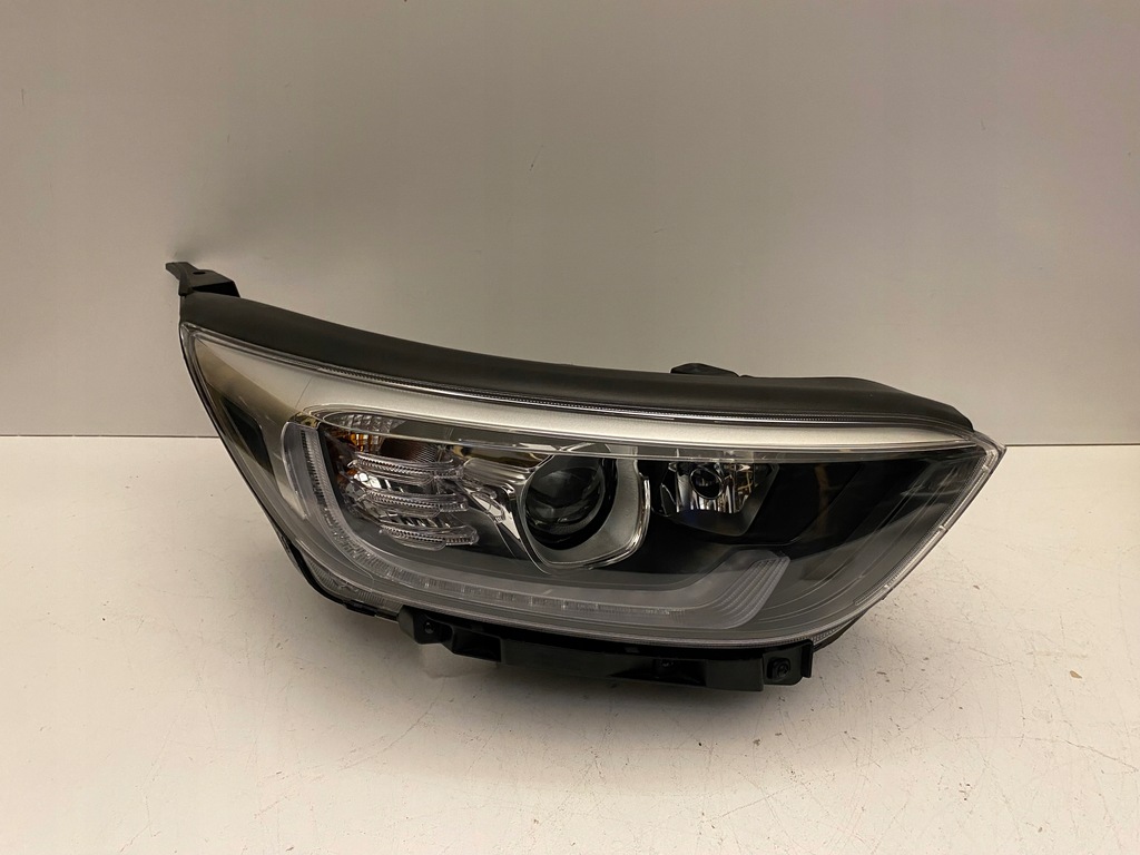 KIA STONIC SOCZEWKA LED PRAWA LAMPA - 13338684052 - oficjalne archiwum ...