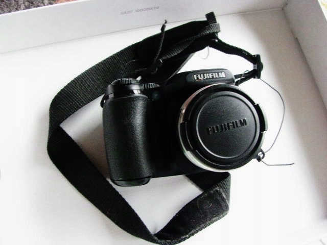 Aparat cyfrowy Fujifilm S 5700 - 13541710283 - oficjalne archiwum Allegro