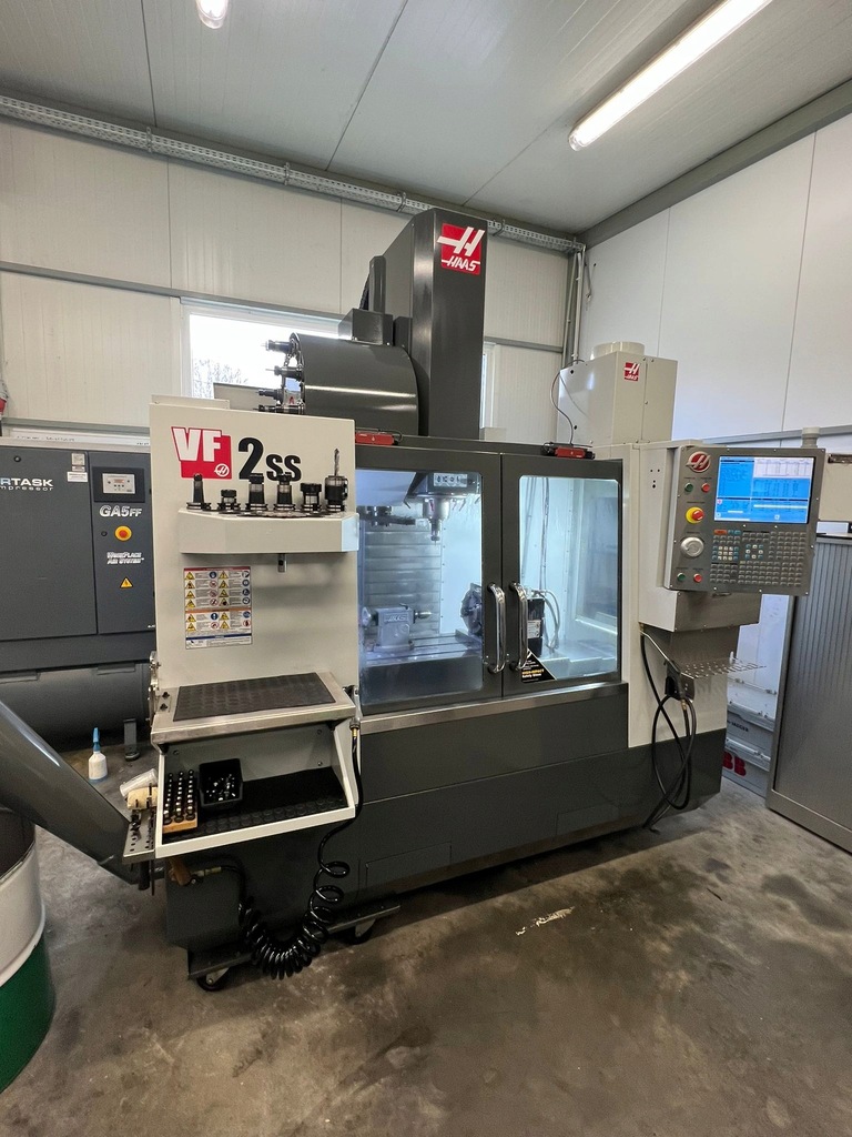 FREZARKA CNC HAAS VF-2 SS 4 OŚ 2015 - 11884558312 - oficjalne archiwum Allegro