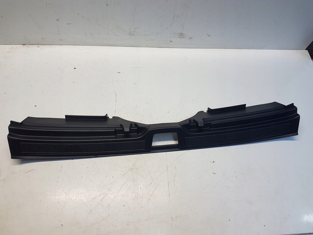 VOLVO XC40 Osłona pasa bagażnika tył 31440884 - 12918323124 - oficjalne ...