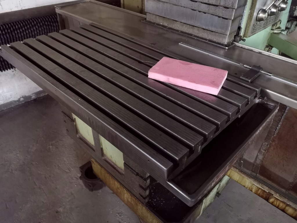 Купить Инструментальный фрезерный станок TOS FNGJ 32: отзывы, фото и характеристики на Aredi.ru ...