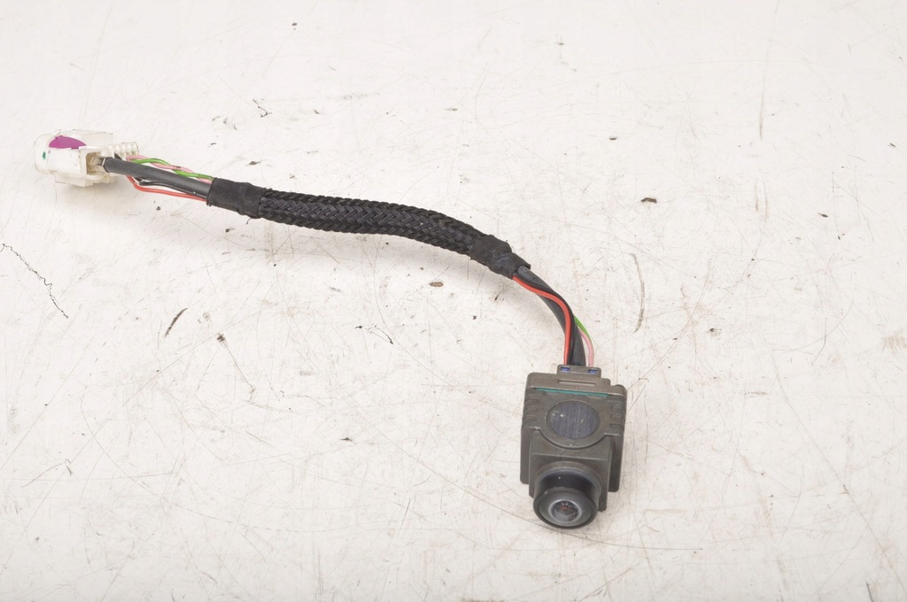 MERCEDES W176 KAMERA COFANIA A1669051003 - 12331954535 - oficjalne ...