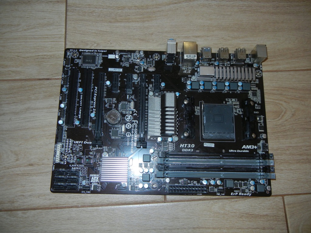 Płyta główna Gigabyte GA-970A-DS3P ATX AM3+ - 12868402551 - oficjalne archiwum Allegro