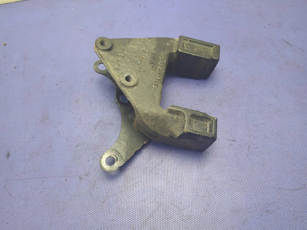 SKODA RAPID I ŁAPA SKRZYNI 6R0199111C - 8973491995 - oficjalne archiwum ...