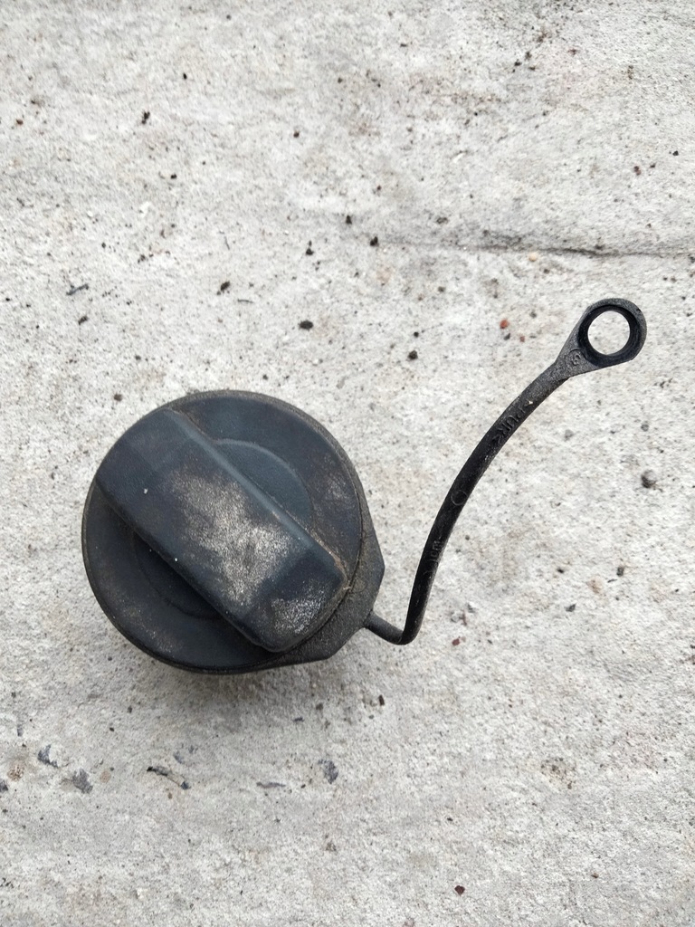 KOREK WLEWU PALIWA VW T5 2.5 TDI 1J0201553AD - 14016213603 - oficjalne ...