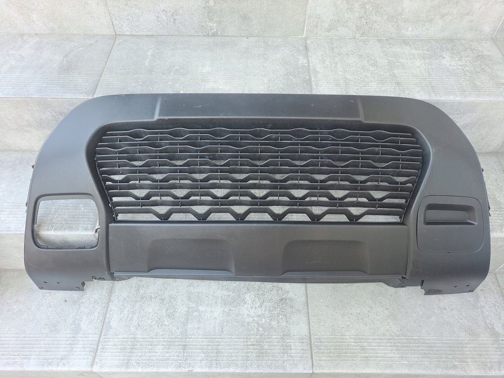 DUSTER II KRATKA ŚRODKOWA DOKŁADKA ZDERZAKA PRZÓD - 13676969697 ...