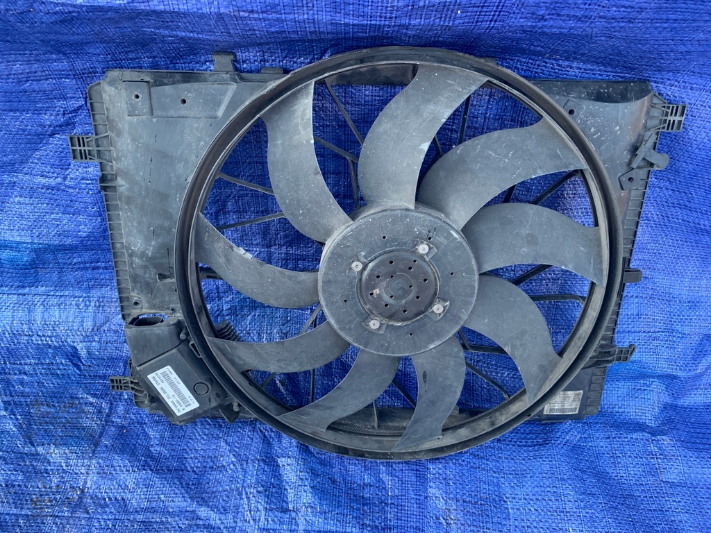 WENTYLATOR 2129061002 MERCEDES 45AMG CLA 117 GLA - 12823519630 ...