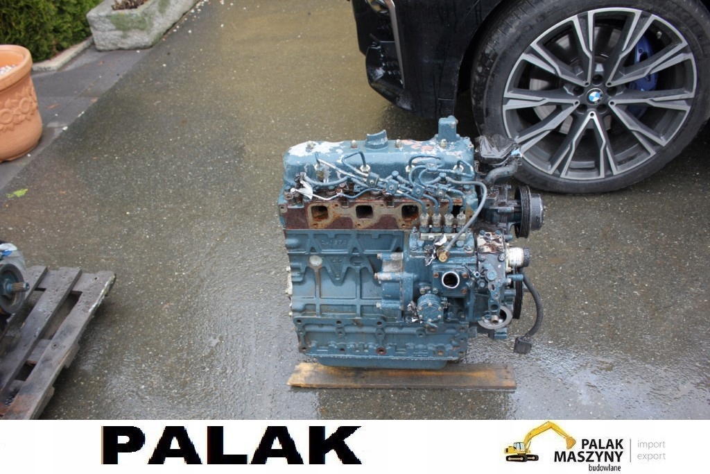 Silnik KUBOTA 4- CYLINDROWY - 12100452695 - oficjalne archiwum Allegro