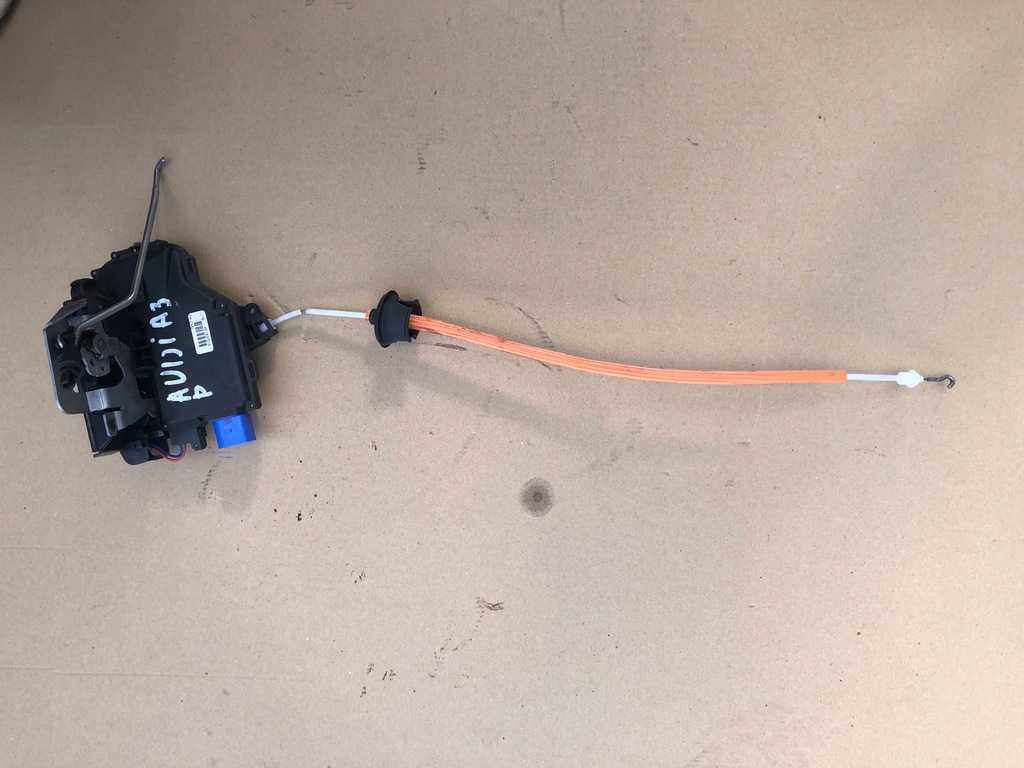 ZAMEK DRZWI PRAWY PRZEDNI AUDI A3 8P 4E1837016 - 12686438664 - oficjalne archiwum Allegro