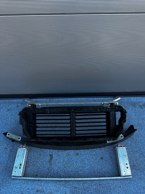 PAS PRZEDNI ŻALUZJA BELKI VOLVO XC90 II - 15207890725 - oficjalne ...