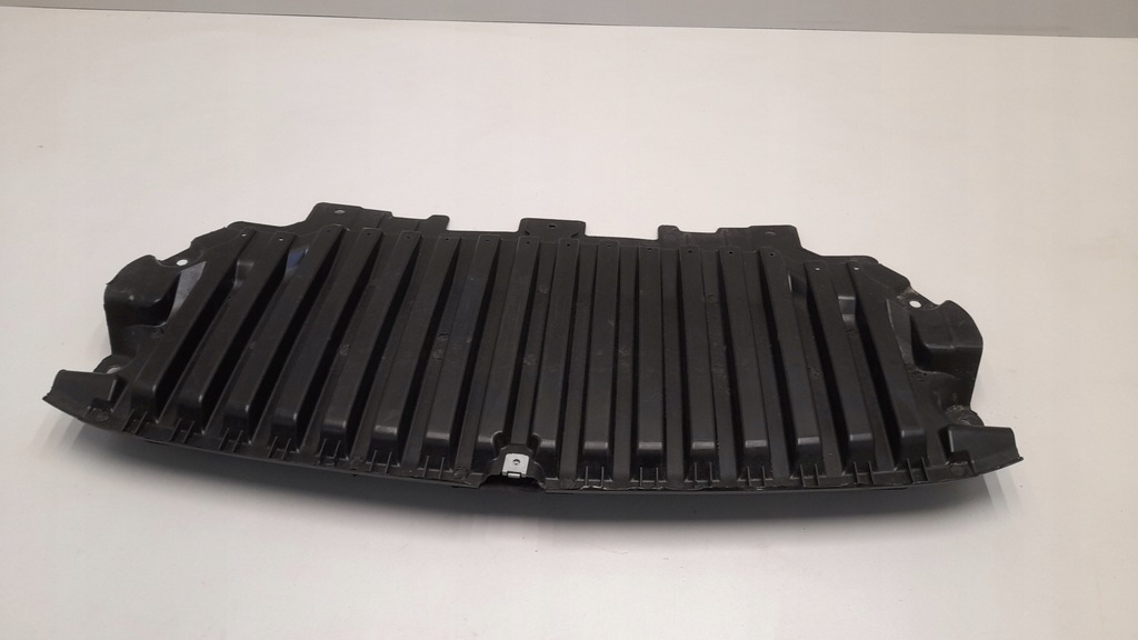 MERCEDES C-klasa W206 AMG osłona płyta pod zderzak silnik a2065205500 ...