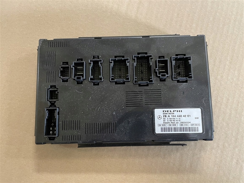 MODUŁ STEROWNIK SKRZYNKA BEZPIECZNIKÓW SAM MERCEDES ML W164 LIFT 09-12R. - 14729332933 ...