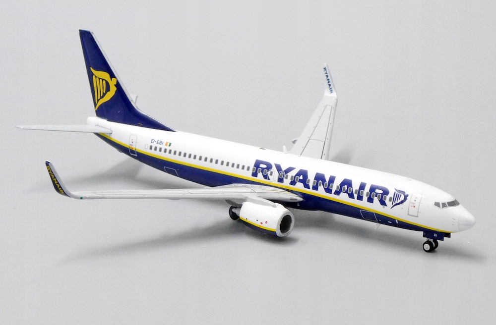 Model samolotu Boeing 737-800 RYANAIR 1:400 EI-EBI - 12779606198 ...