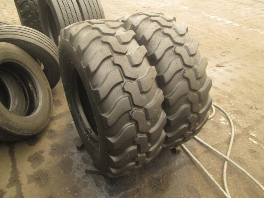 Купить Промышленные шины 365/70R18 Dunlop SP T9, пара: отзывы, фото и ...