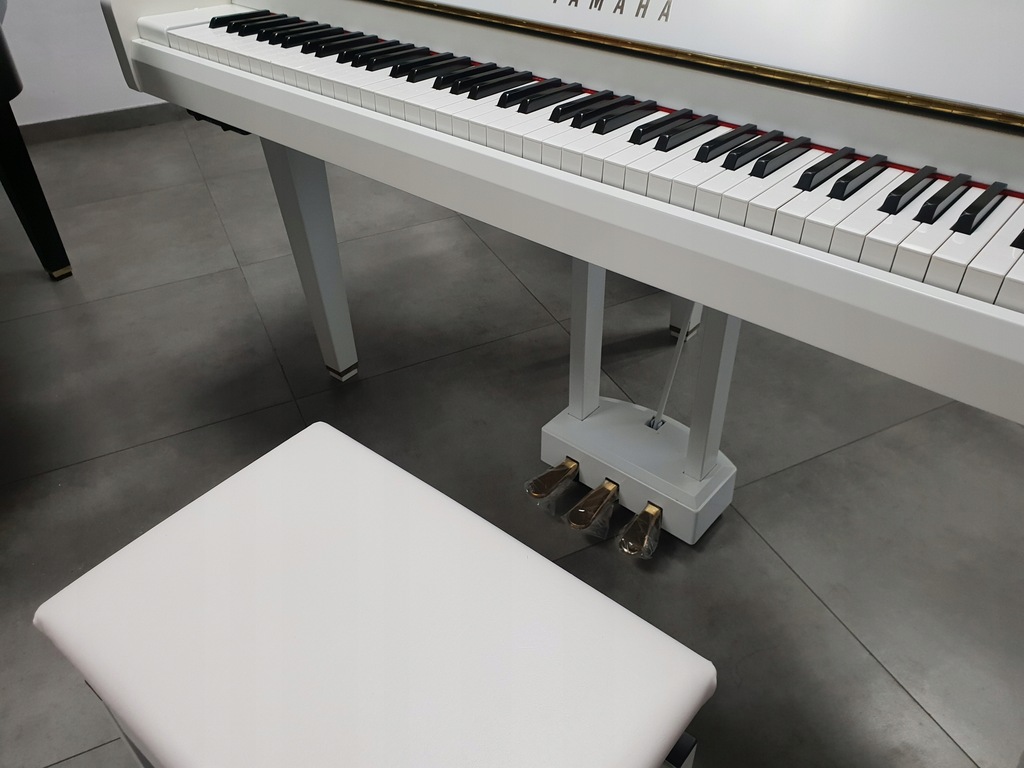 FORTEPIAN YAMAHA GRAN TOUCH biały PIANO CENTRUM - 7768845051 ...