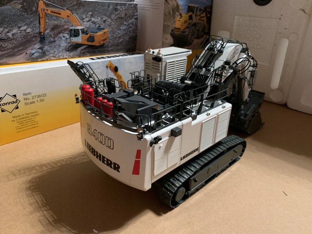 Model 1:50 LIEBHERR R9400 Koparka gąsienicowa NZG - 8282968808 ...