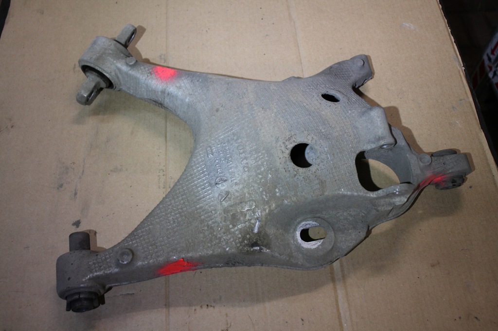 VOLVO XC60 XC90 V90 S90 TYLNY LEWY WAHACZ ZAWIESZENIA 32292413 ...