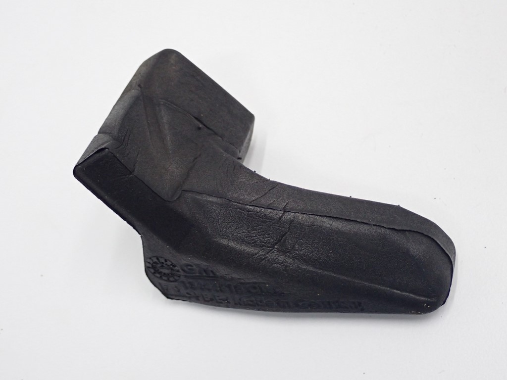 WYGŁUSZENIE OSŁONA BŁOTNIKA LEWA ASTRA K V 16R - 12563681109 ...