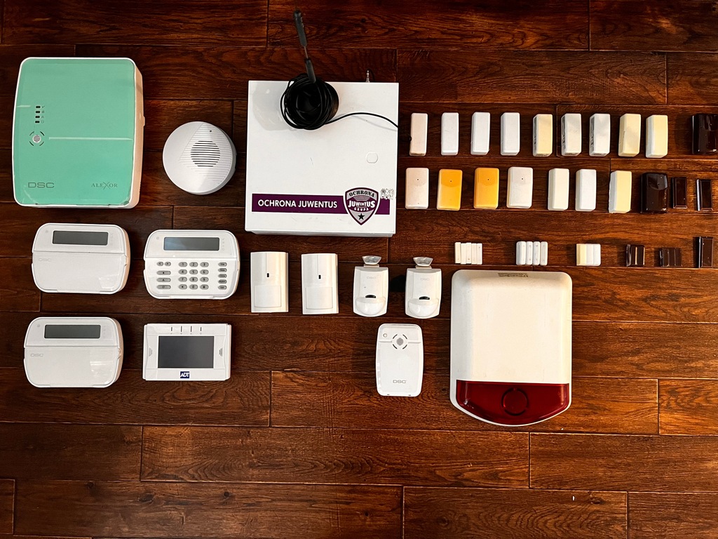 BEZPRZEWODOWY SYSTEM ALARMOWY DSC ALEXOR - 12342860717 - oficjalne ...