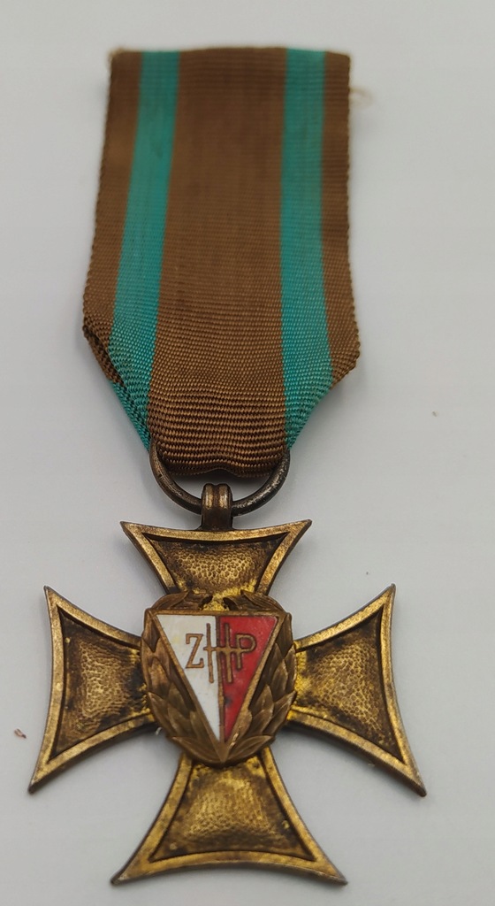 Odznaczenie Krzyż Za Zasługi dla ZHP * - 14512685939 - oficjalne archiwum Allegro