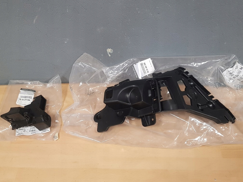 KOMPLET ŚLIZG MOCOWANIE ZDERZAKA PRAWY TYŁ CLIO IV HB 850427559R ...