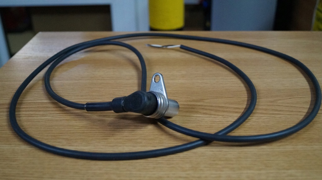 CZUJNIK PRĘDKOŚCI OBROTU WAŁU SCANIA - 12610998126 - oficjalne archiwum ...