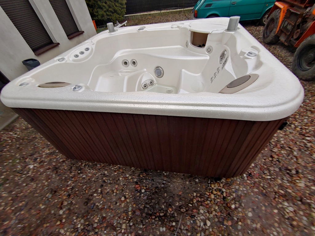 JACUZZI OGRODOWE TARAS HOT SPRING ARIA AUDIO XL - 13159813632 ...