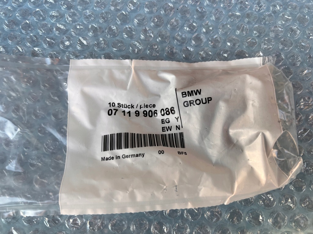 BMW ŚRUBA IMBUS M6X20 OSŁONY SILNIKA 07119906086 - 11906398375 ...