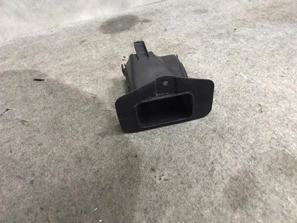 Wlot tunel lewy BMW G30 G31 7394665 - 13282606794 - oficjalne archiwum ...