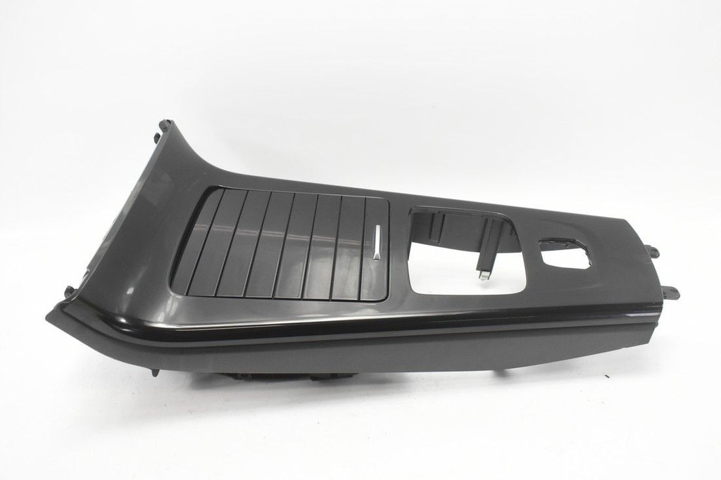 TUNEL ŚRODKOWY PANEL SCHOWEK MERCEDES W177 18- - 9733241776 - oficjalne ...