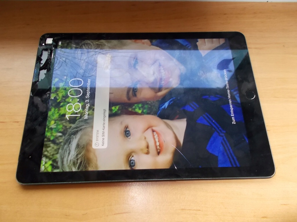 iPad Air 2 64GB Wi-Fi Kod Numeryczny Zbita .2C - 12692814883 ...