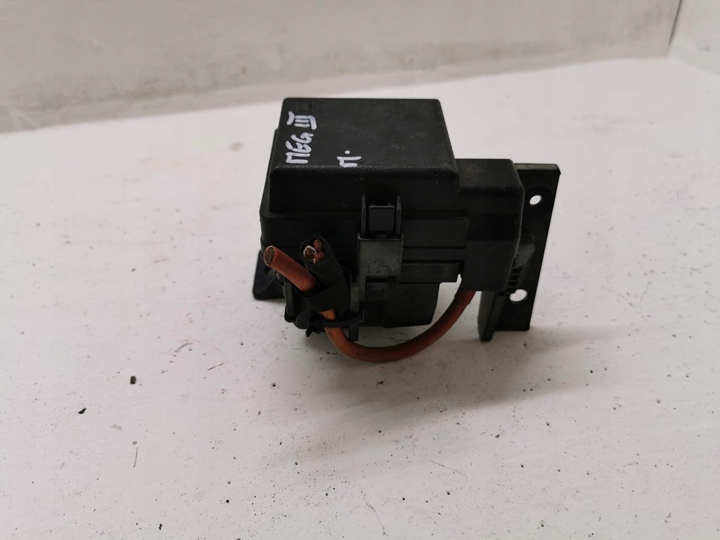 OBUDOWA SKRZYNKA BEZPIECZNIKÓW RENAULT MEGANE III - 14039231217 - oficjalne archiwum Allegro