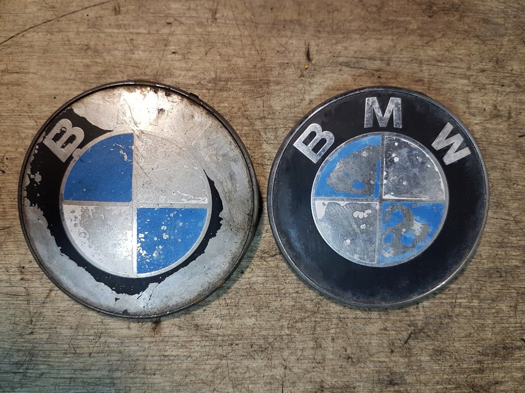 LOGO EMBLEMAT ZNACZEK KOMPLET BMW E39 - 13820518399 - oficjalne ...