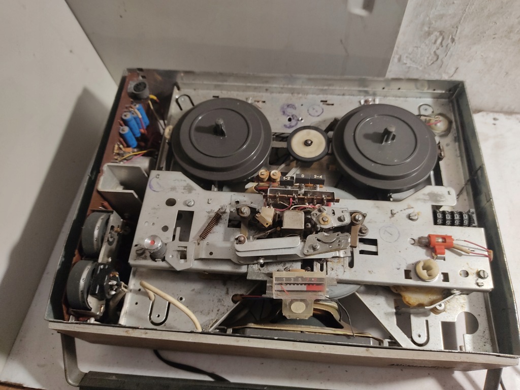 Magnetofon szpulowy UNITRA zk-140t - 11872571452 - oficjalne archiwum ...